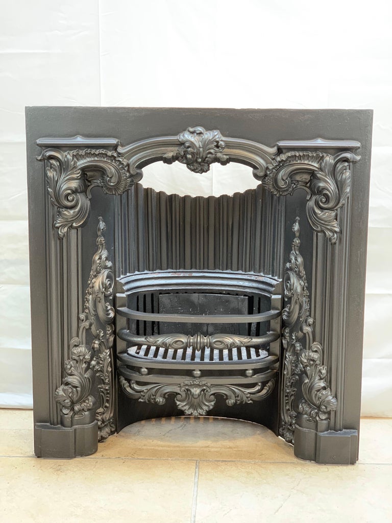 19th Century Cast Iron Georgian Hob Grate Fireplace For Sale at 1stDibs