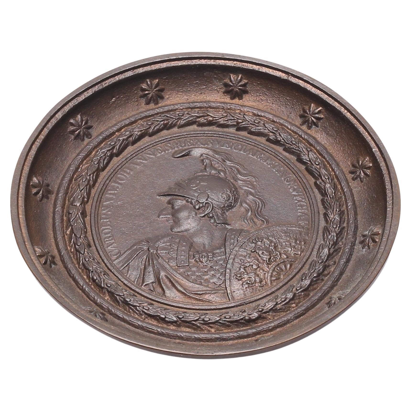 Retrato en relieve de hierro fundido del siglo XIX del rey Karl XIV ...