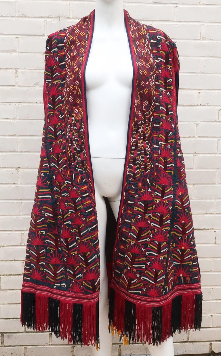 19th Century Central Asian Embroidered Chyrpy Mantle Cloak For Sale at ...