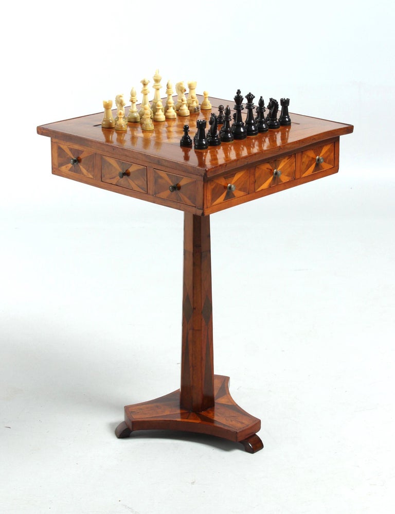 19th Century Chess Table with Wonderful Patina For Sale at 1stDibs