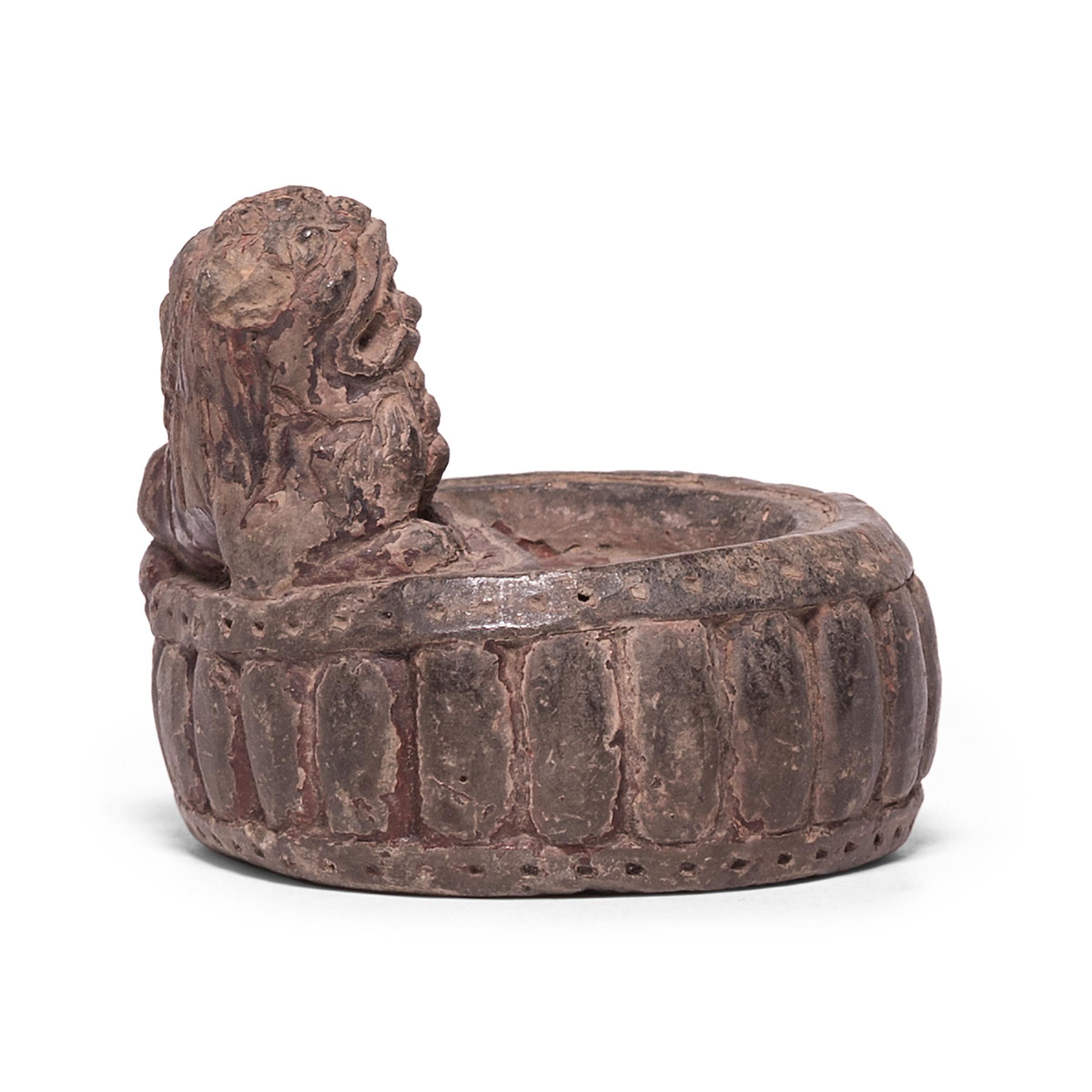 Chinese Guardian Fu Dog Ink Stone, c. 1800 For Sale at 1stDibs