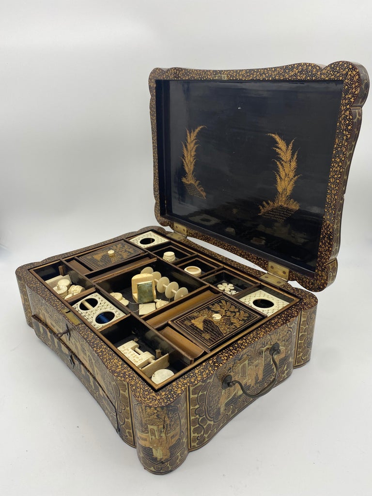 14 inch 19th Century Chinese Lacquer Sewing Box For Sale at 1stDibs