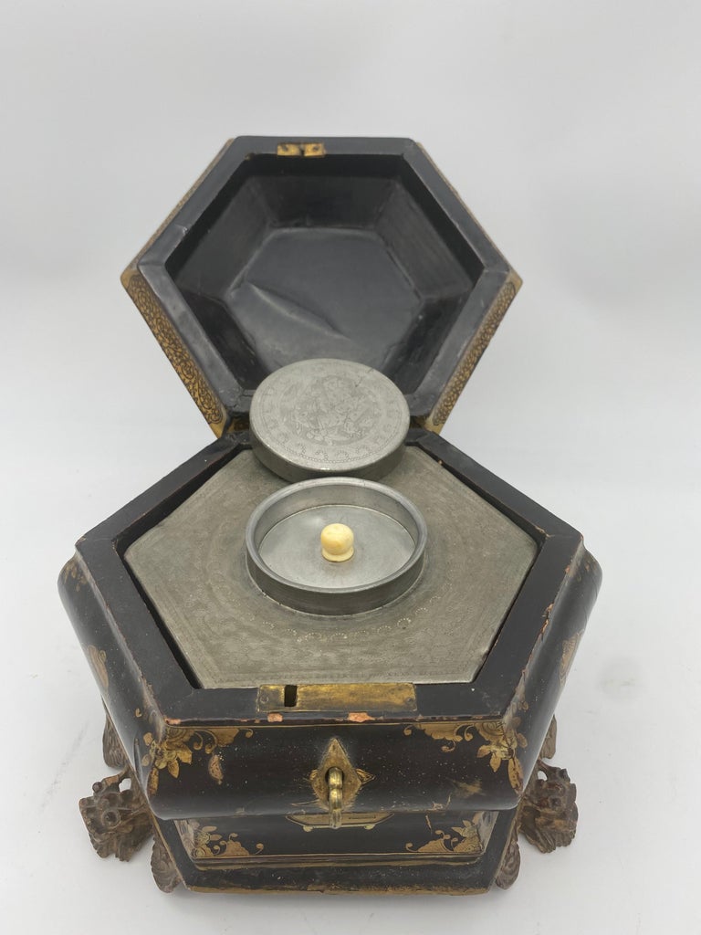 19th Century Chinese Lacquer Tea Caddy For Sale at 1stDibs