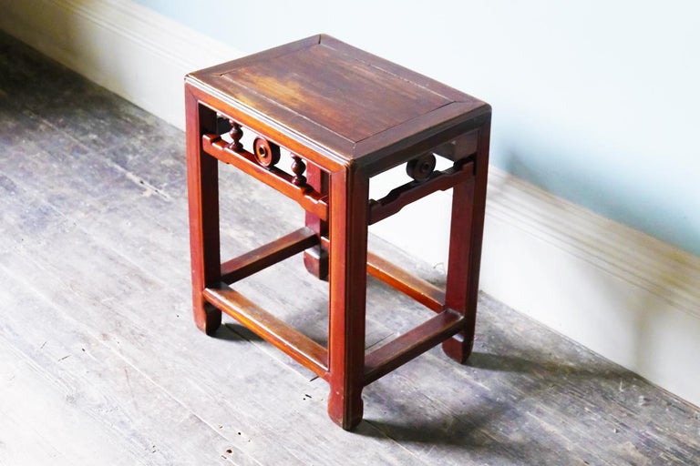 19th Century Chinese Red Lacquered End Table For Sale at 1stDibs
