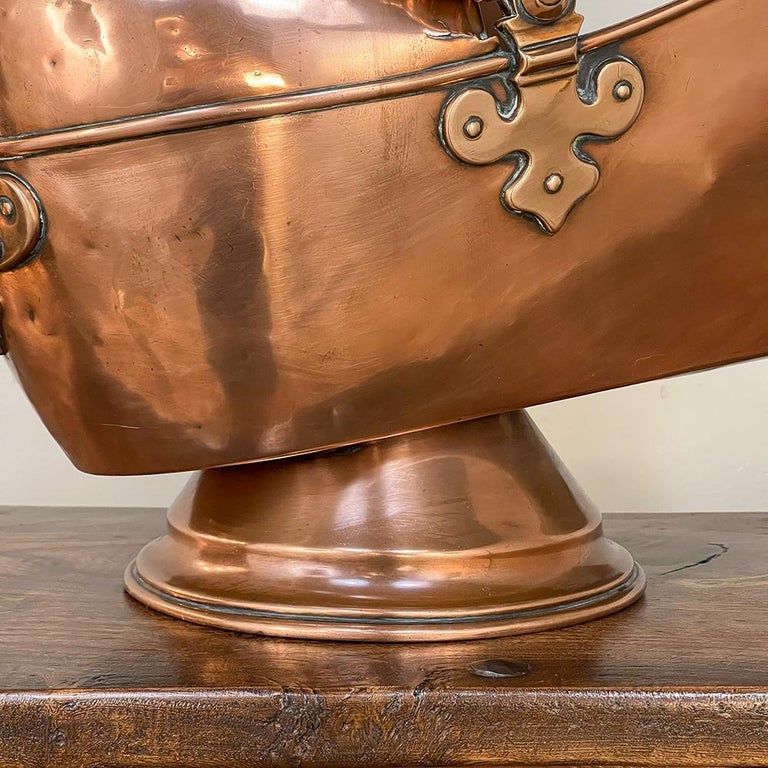 19th Century Copper Coal Scuttle with Scoop For Sale at 1stDibs