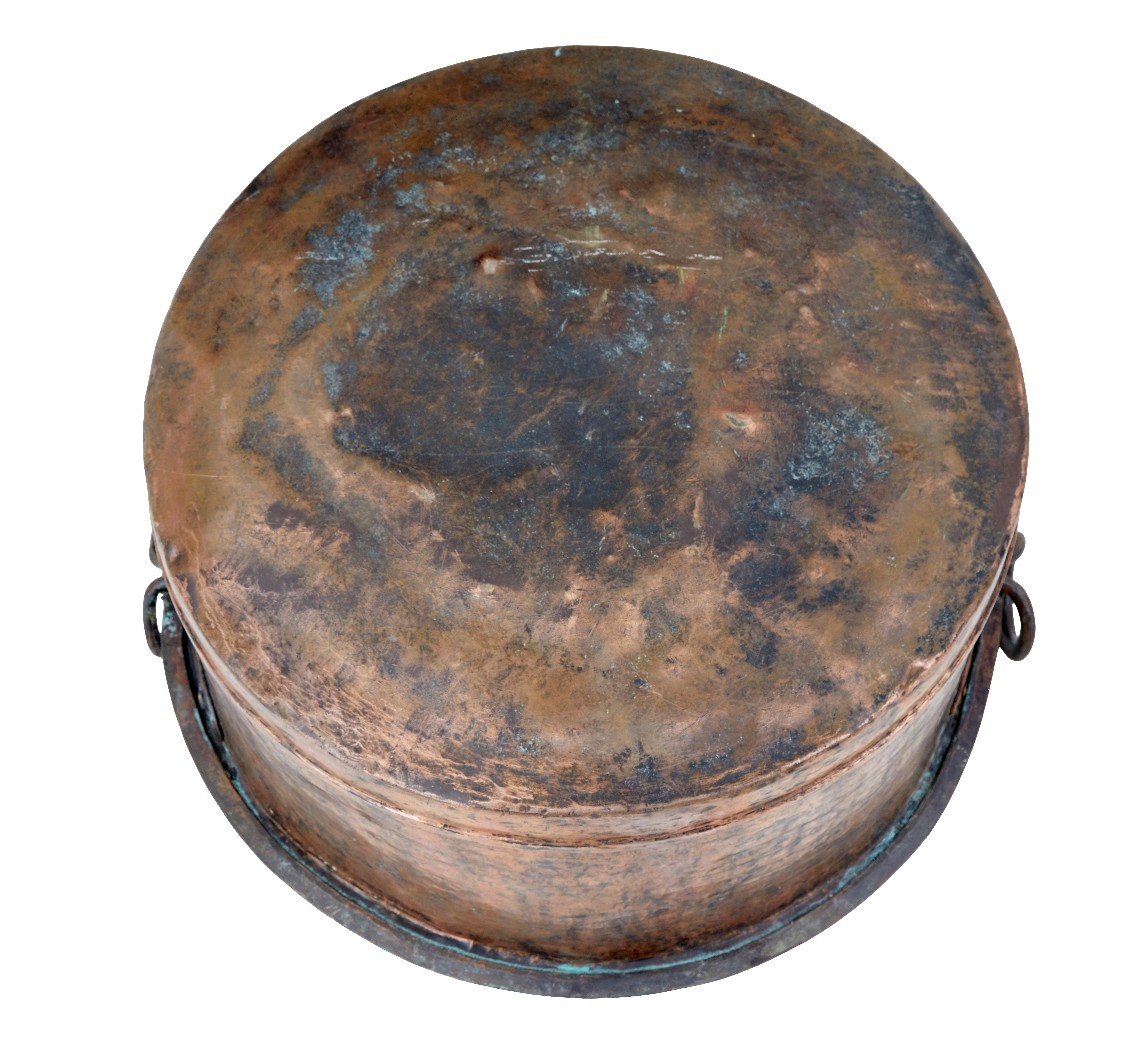 19th Century Copper Cooking Vessel For Sale at 1stDibs