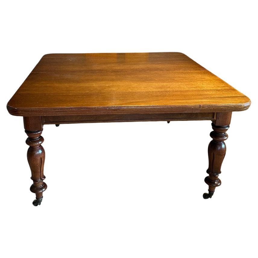 19th century Dining table For Sale at 1stDibs