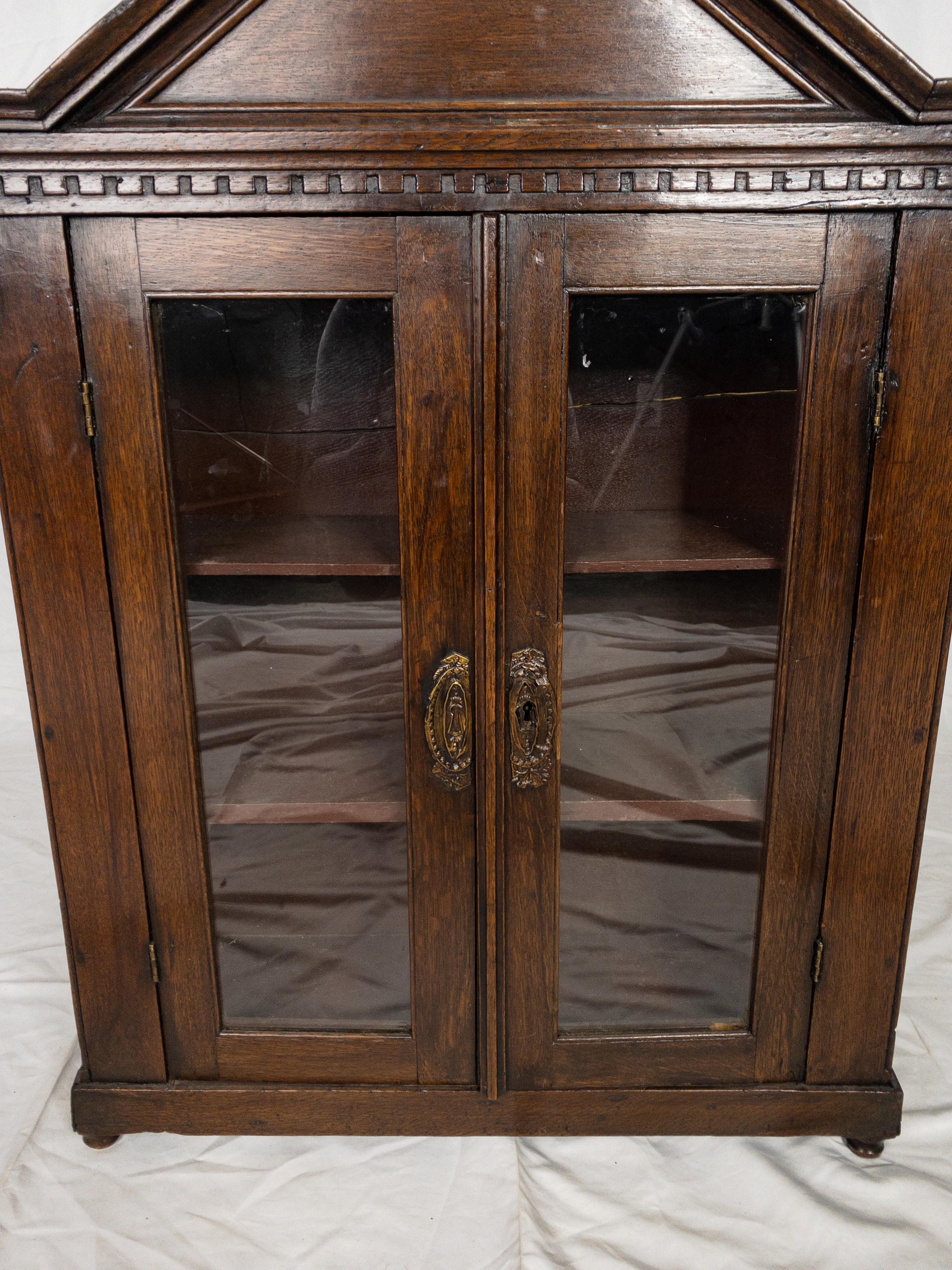 19th Century Dutch Curio Cabinet For Sale at 1stDibs