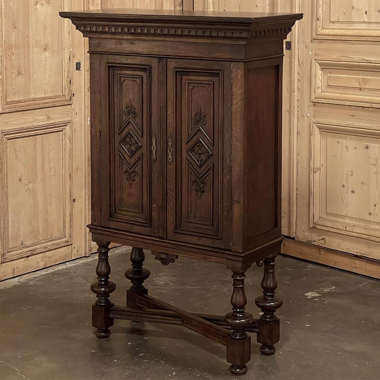 19th Century Dutch Raised Cabinet For Sale at 1stDibs