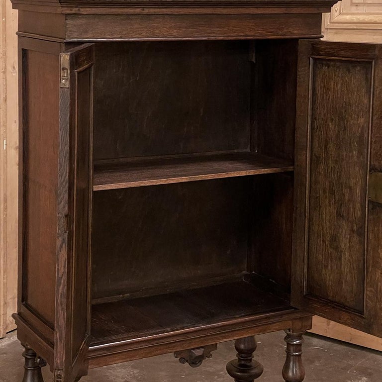 19th Century Dutch Raised Cabinet For Sale at 1stDibs