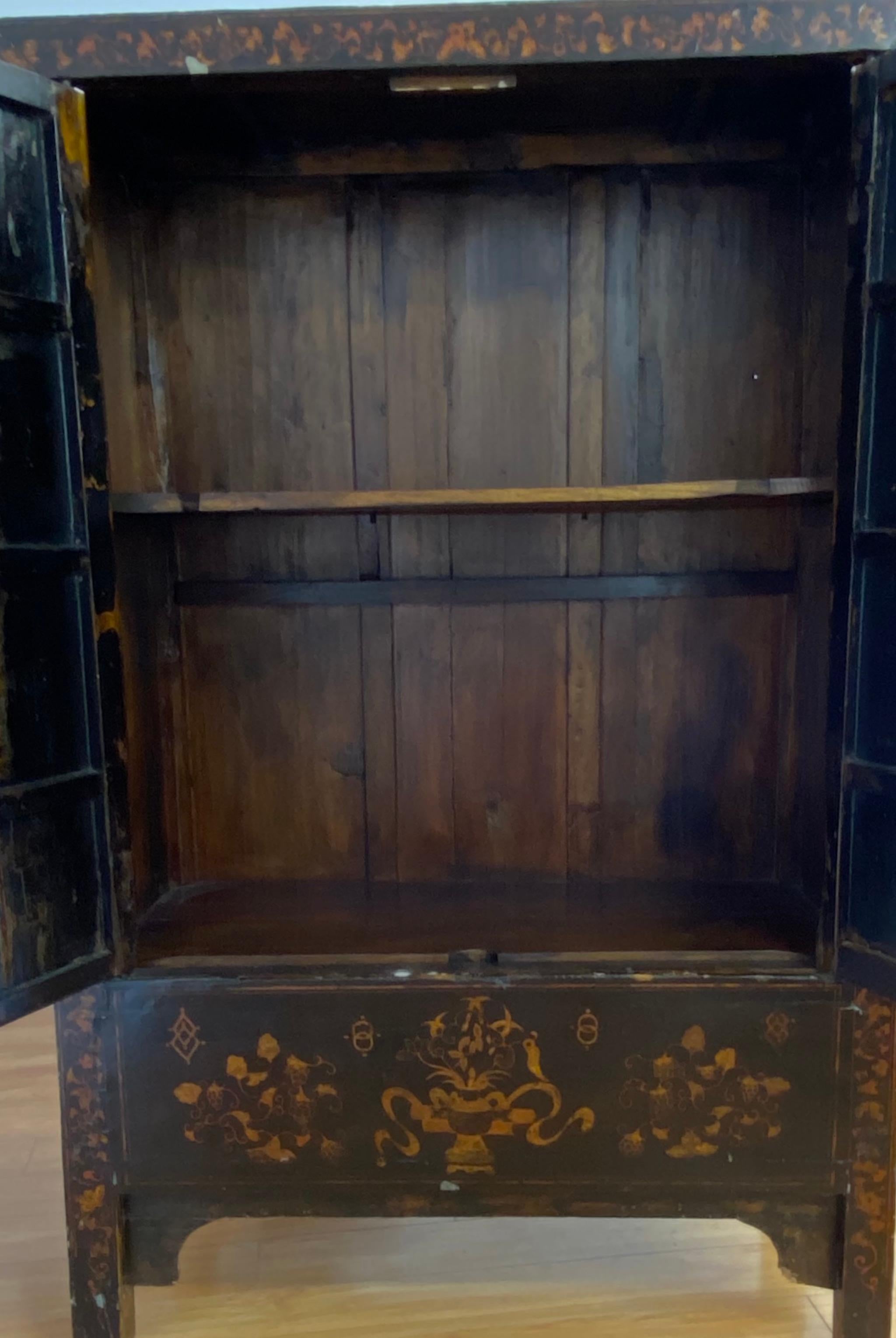 19th Century Ebonized Hand Painted Chinese Tansu Cabinet For Sale at ...
