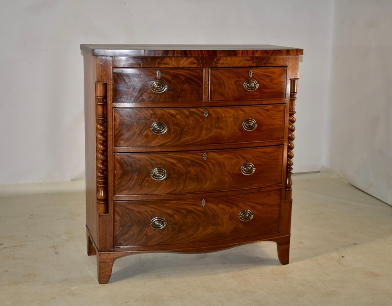 19th Century English Mahogany Bow Front Chest of Drawers For Sale at ...