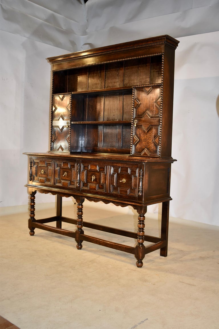19th Century English Oak Welsh Cupboard For Sale at 1stDibs