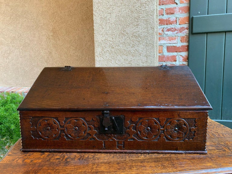 19th century English Pine Oak Bible Box Display Stand Desk Lectern ...