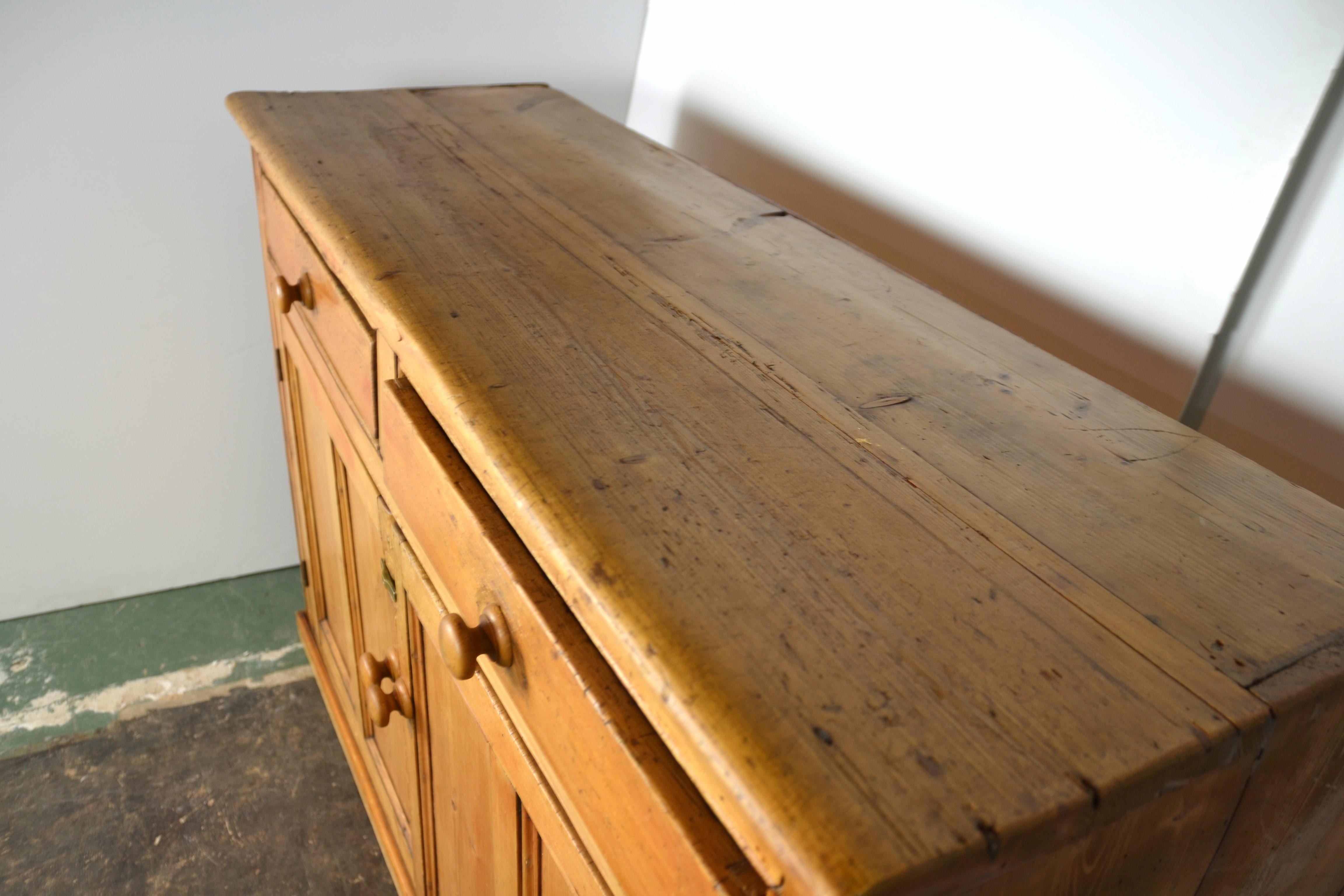19th Century English Pine Sideboard at 1stDibs