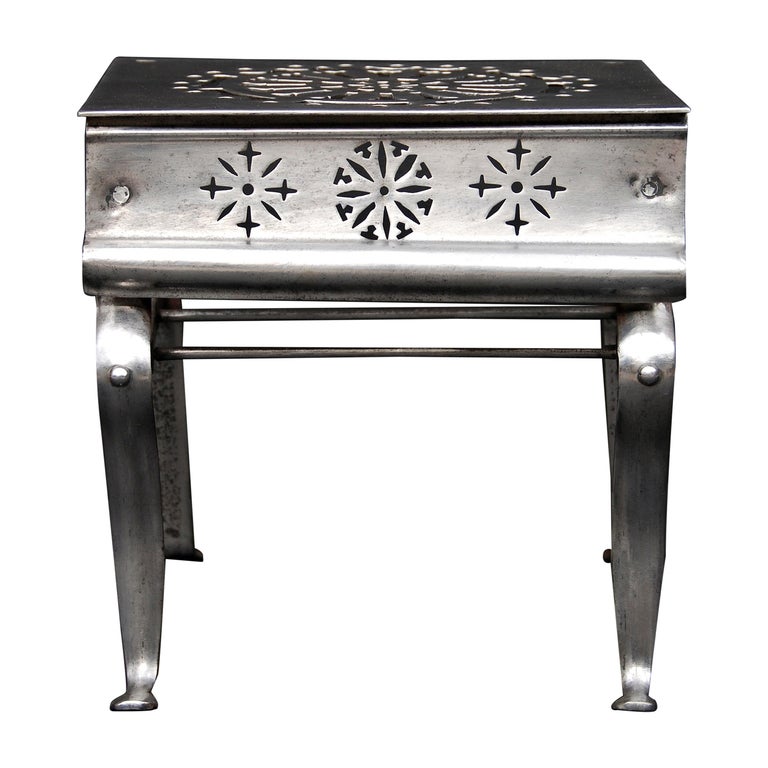19th Century English Polished Iron Trivet For Sale at 1stDibs