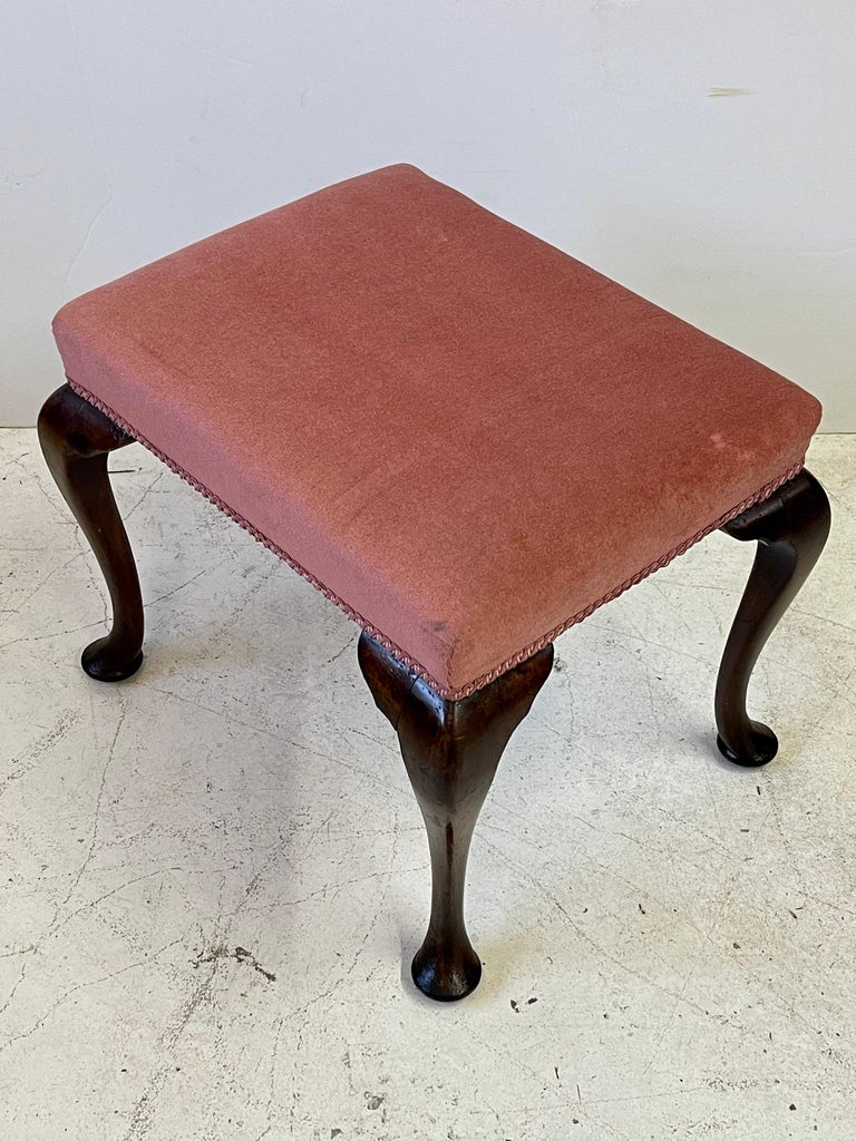 19th Century English Queen Anne Stool of Mahogany For Sale at 1stDibs