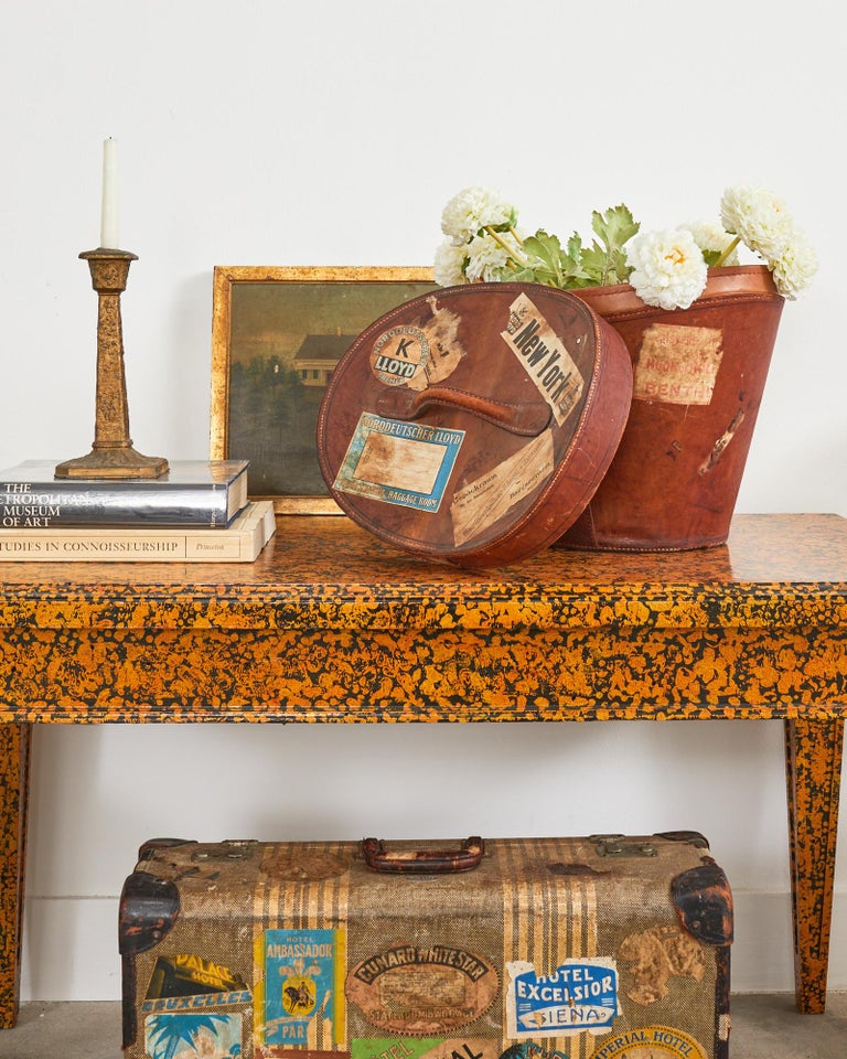 19th Century, English Regency Leather Oval Hat Box For Sale at 1stDibs