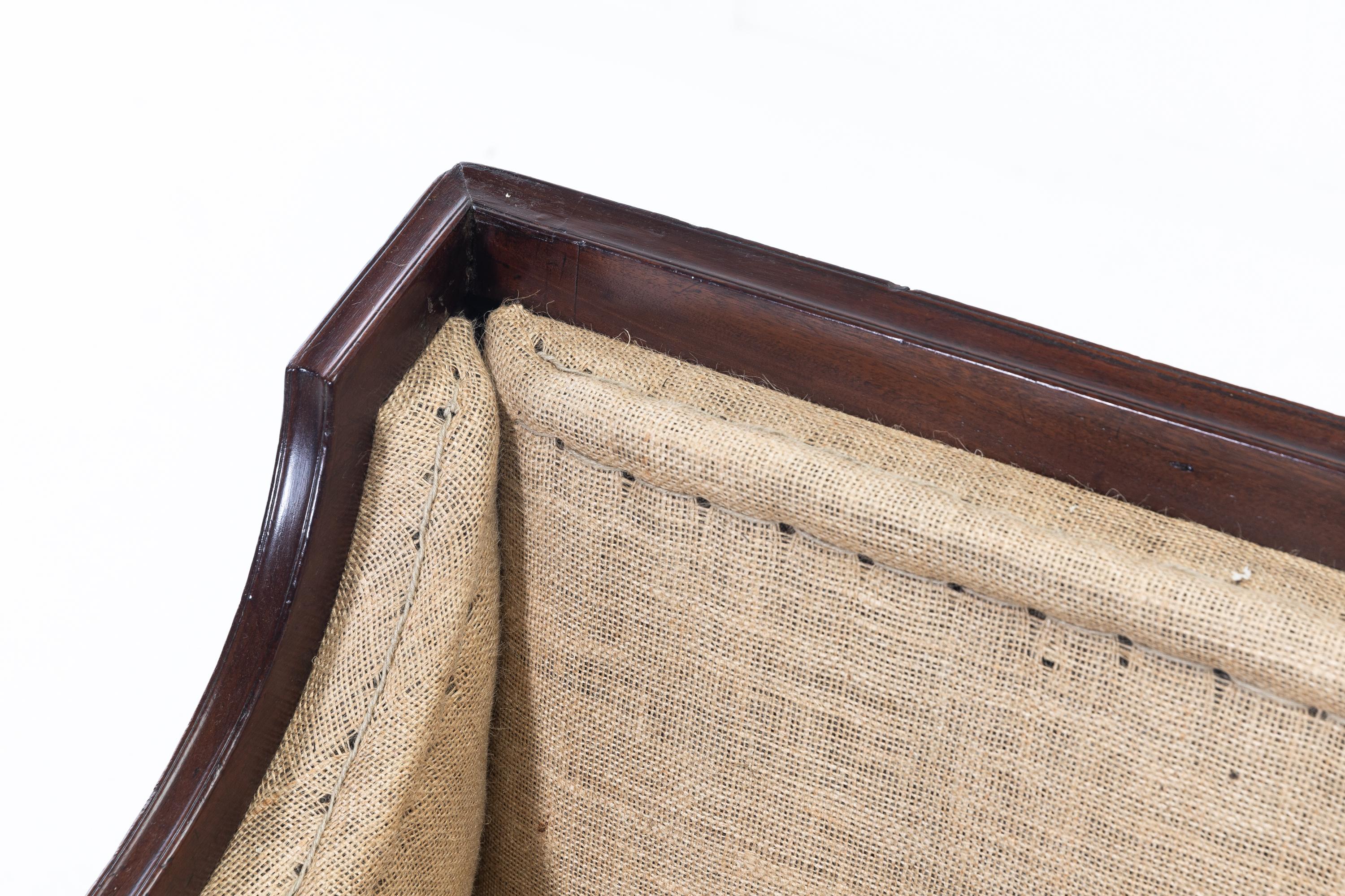 19th Century English Regency Mahogany Sofa at 1stDibs