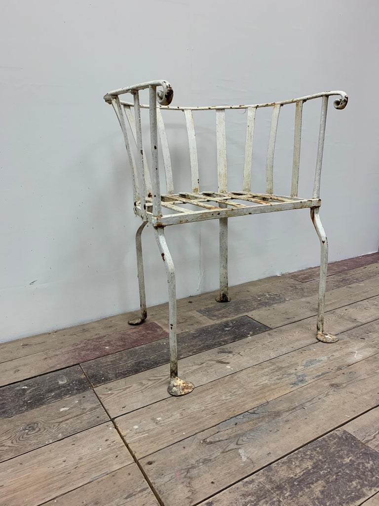 19th Century English Wrought Iron Garden Chair with a Curved Rounded ...