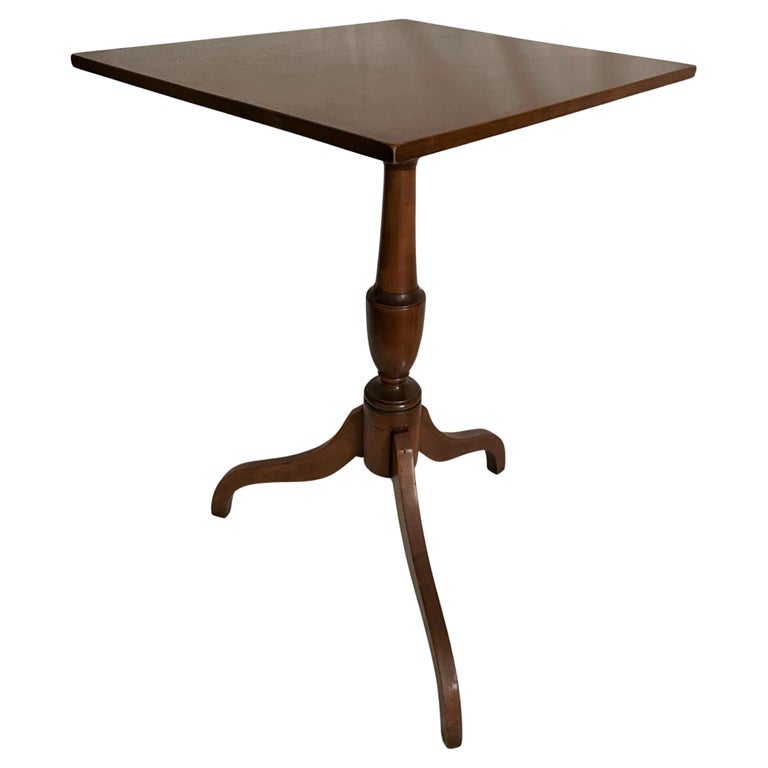 19th Century Federal Style Pedestal Side Table For Sale at 1stDibs ...