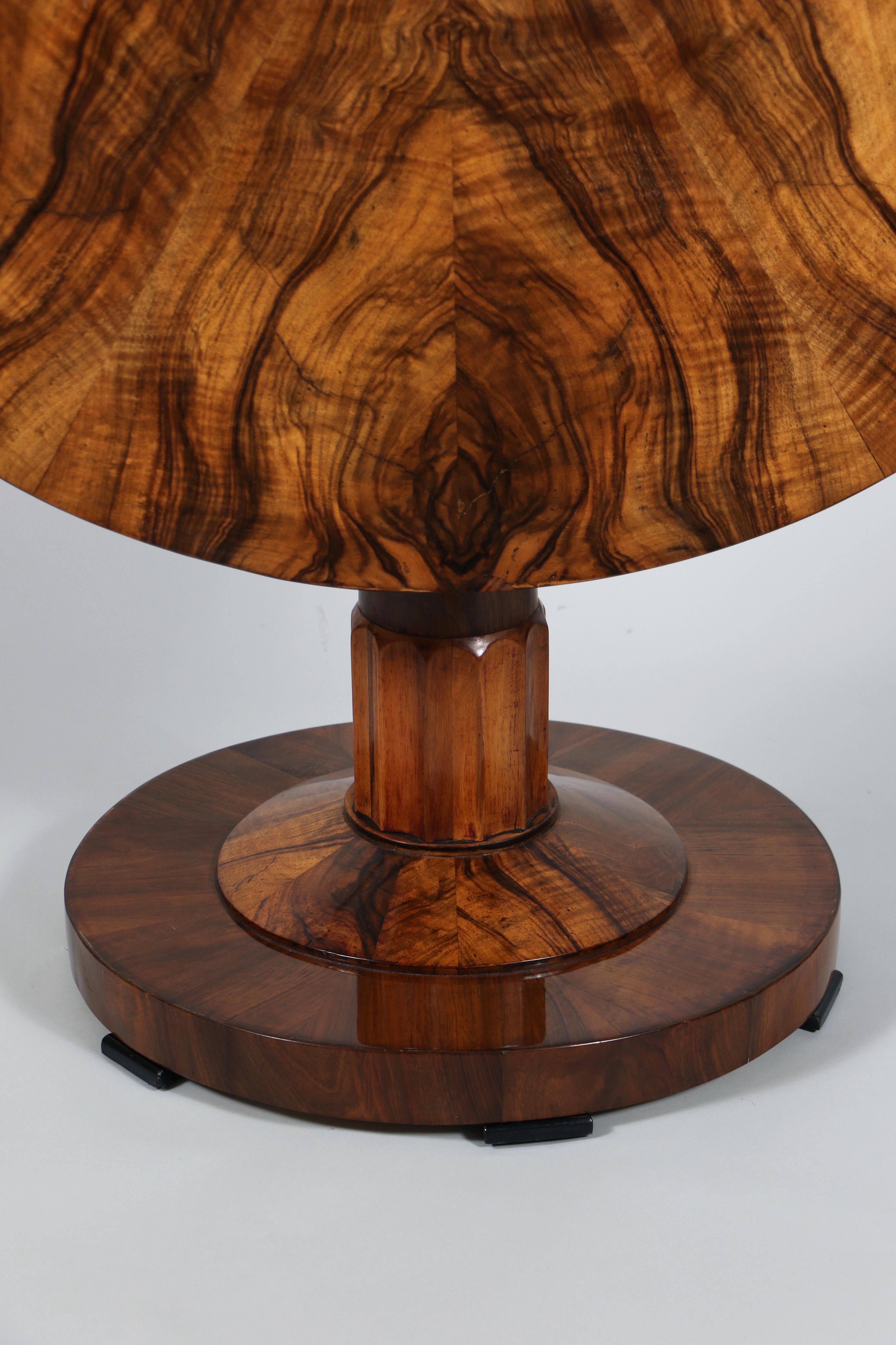 19th Century Fine Biedermeier Walnut Table. Vienna, c. 1825. For Sale ...