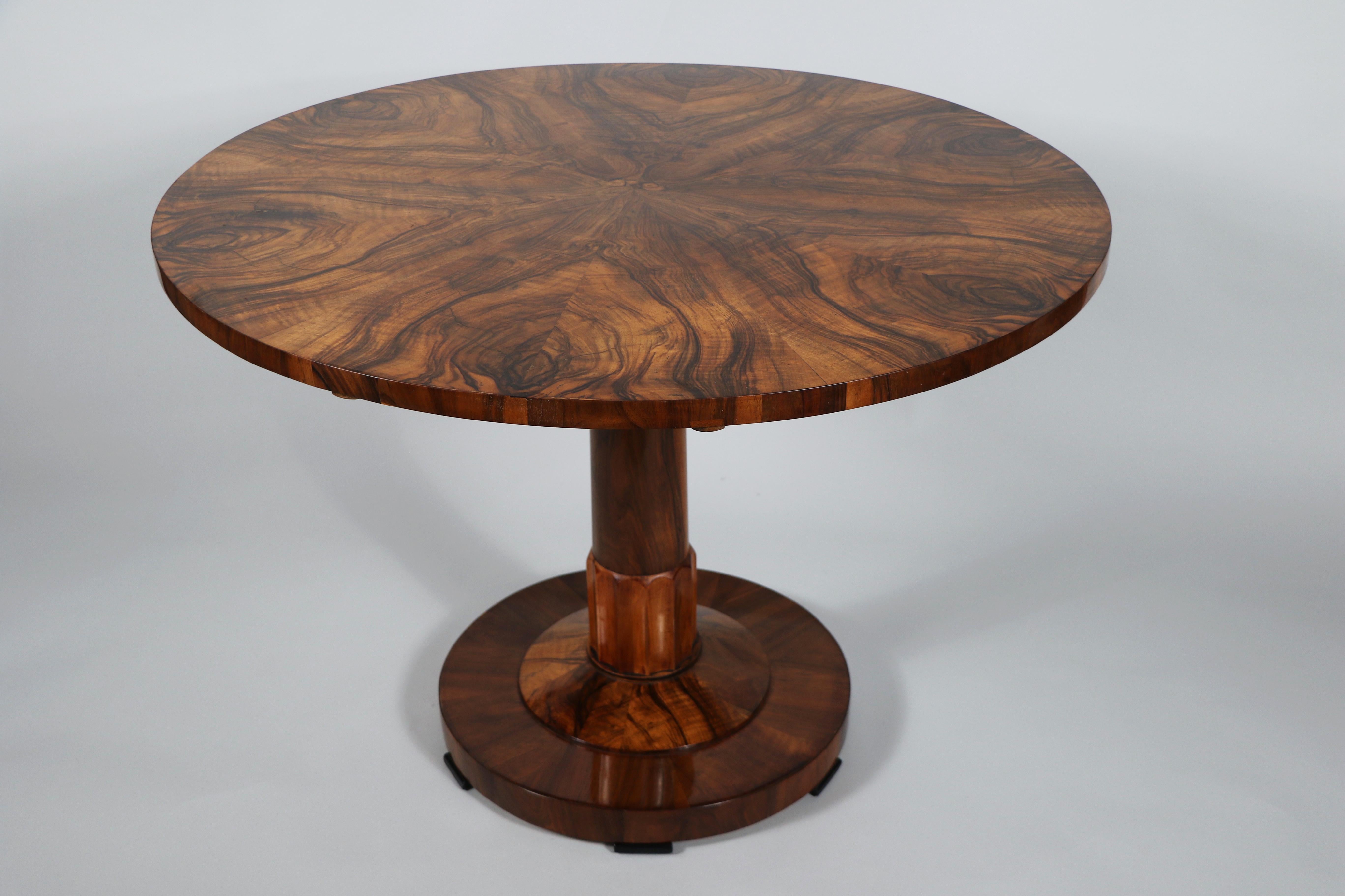 19th Century Fine Biedermeier Walnut Table. Vienna, c. 1825. For Sale ...