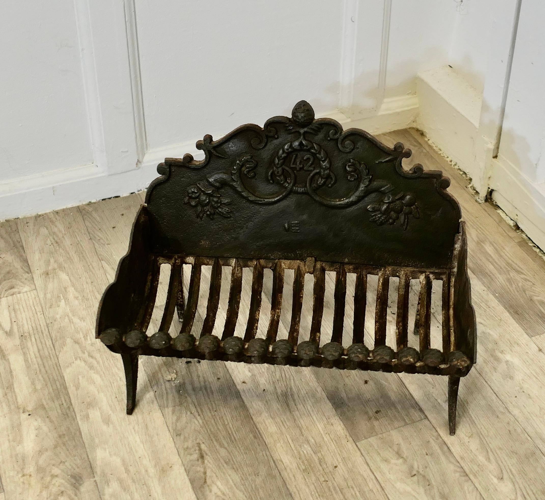 19th Century Free Standing Fire Basket, Iron Fire Grate This is a heavy ...