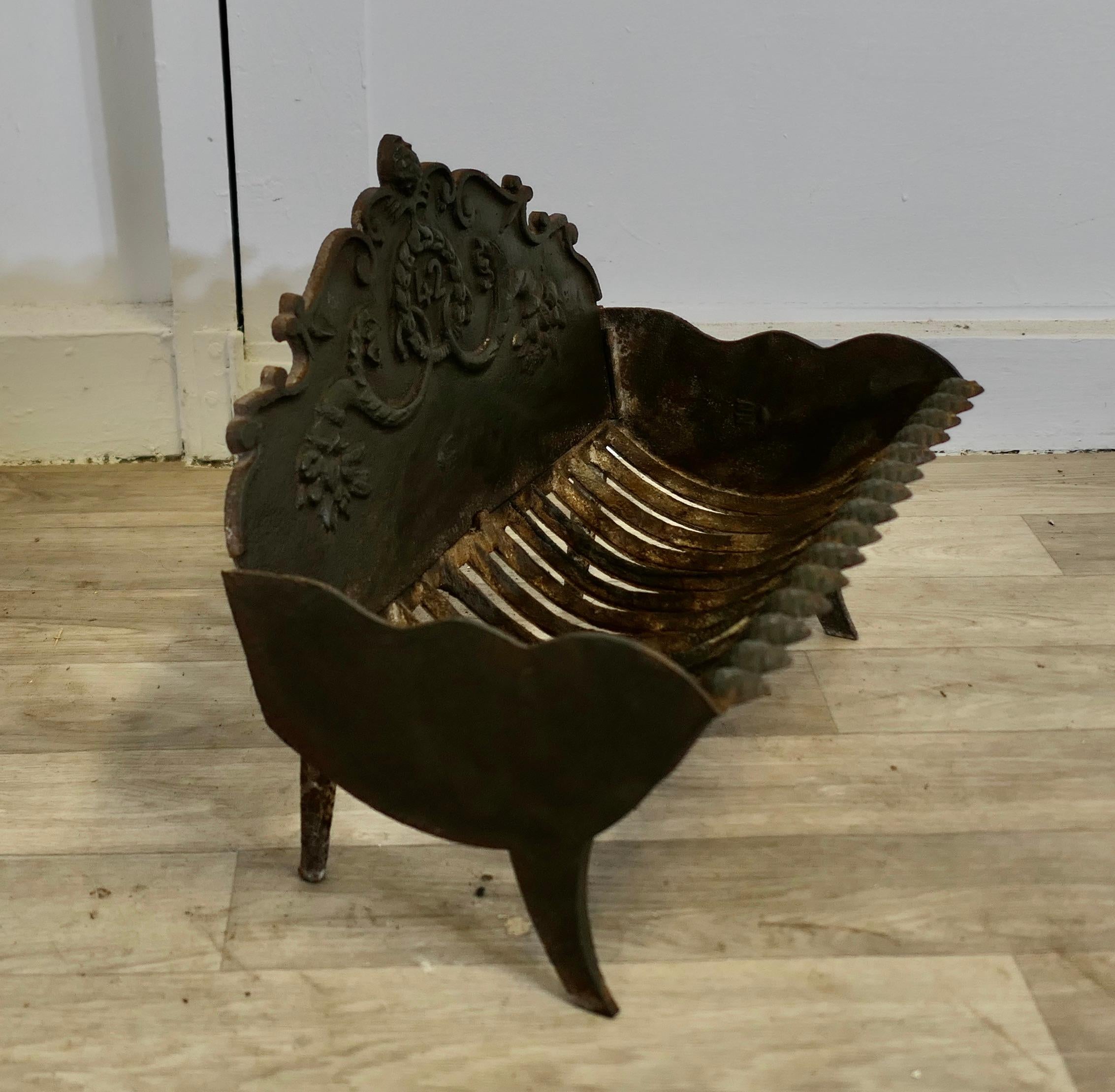 19th Century Free Standing Fire Basket, Iron Fire Grate This is a heavy ...