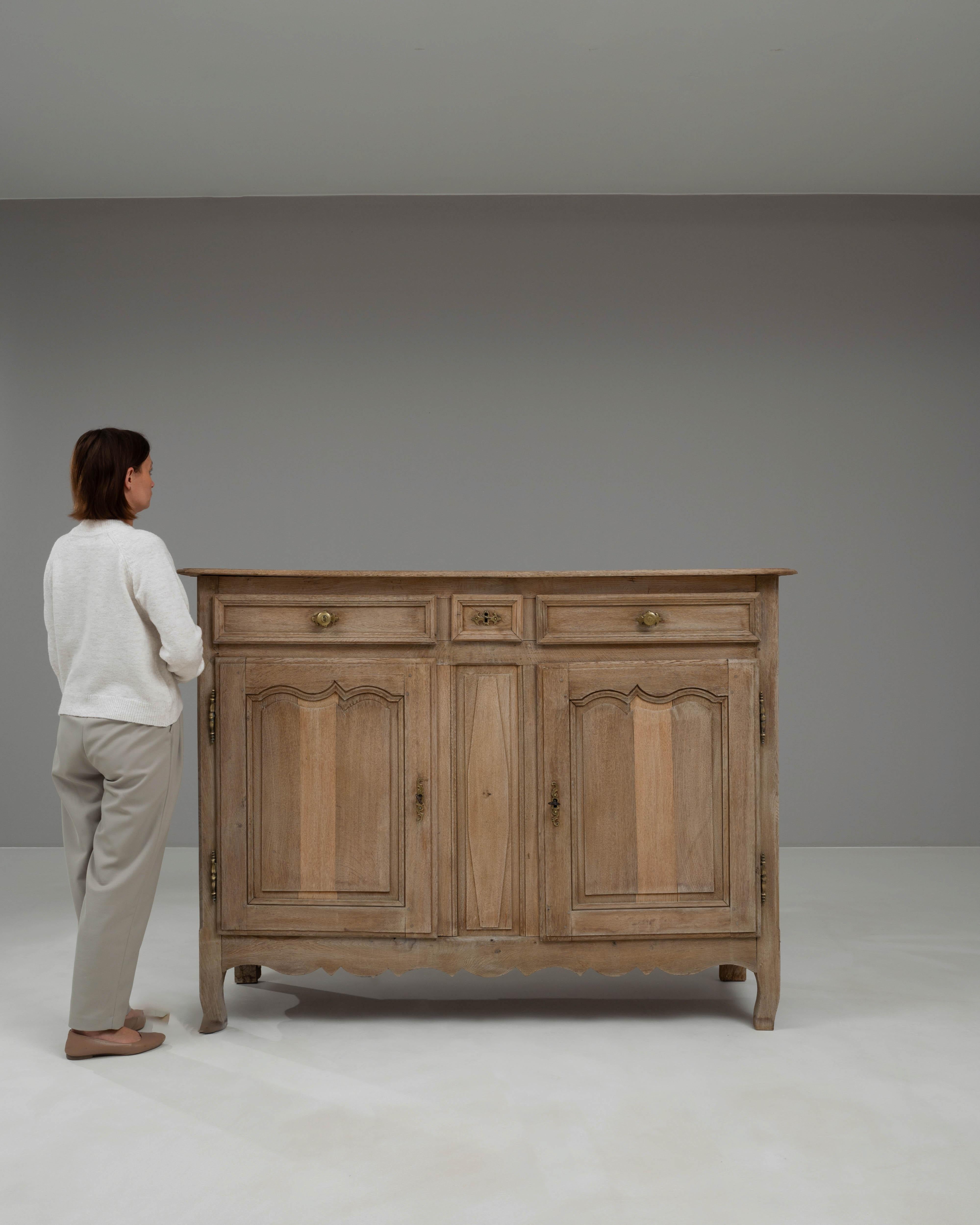 19th Century French Bleached Oak Buffet For Sale at 1stDibs