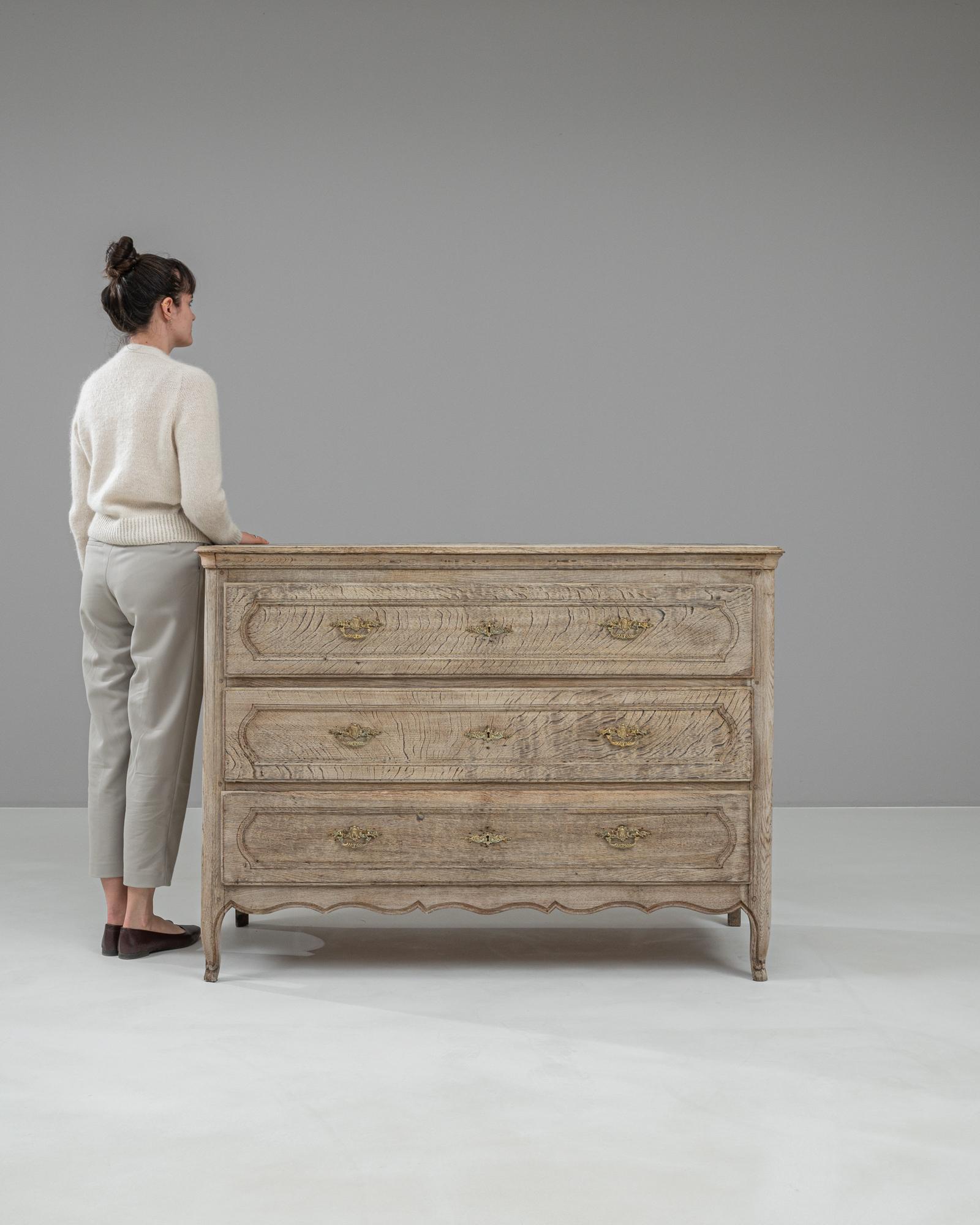 19th Century French Bleached Oak Chest Of Drawers For Sale at 1stDibs