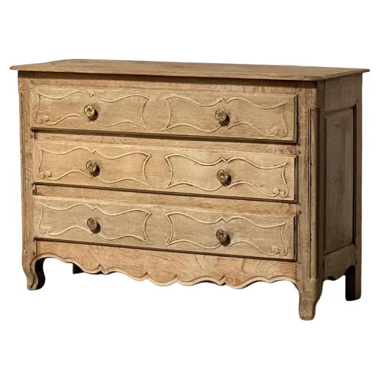 19th Century French Bleached Oak Commode Chest of Drawets For Sale at ...