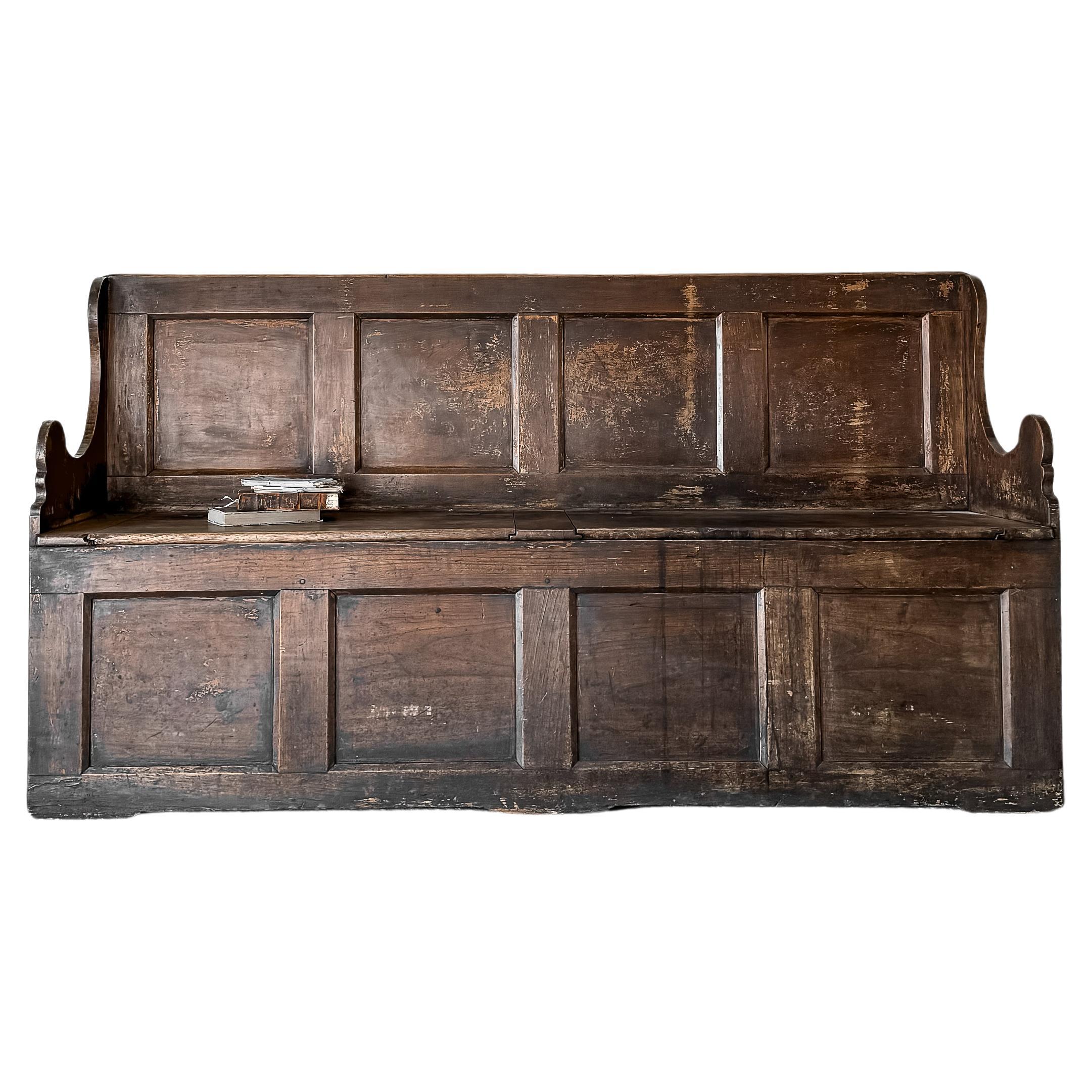19th Century French Box Settle Bench For Sale at 1stDibs