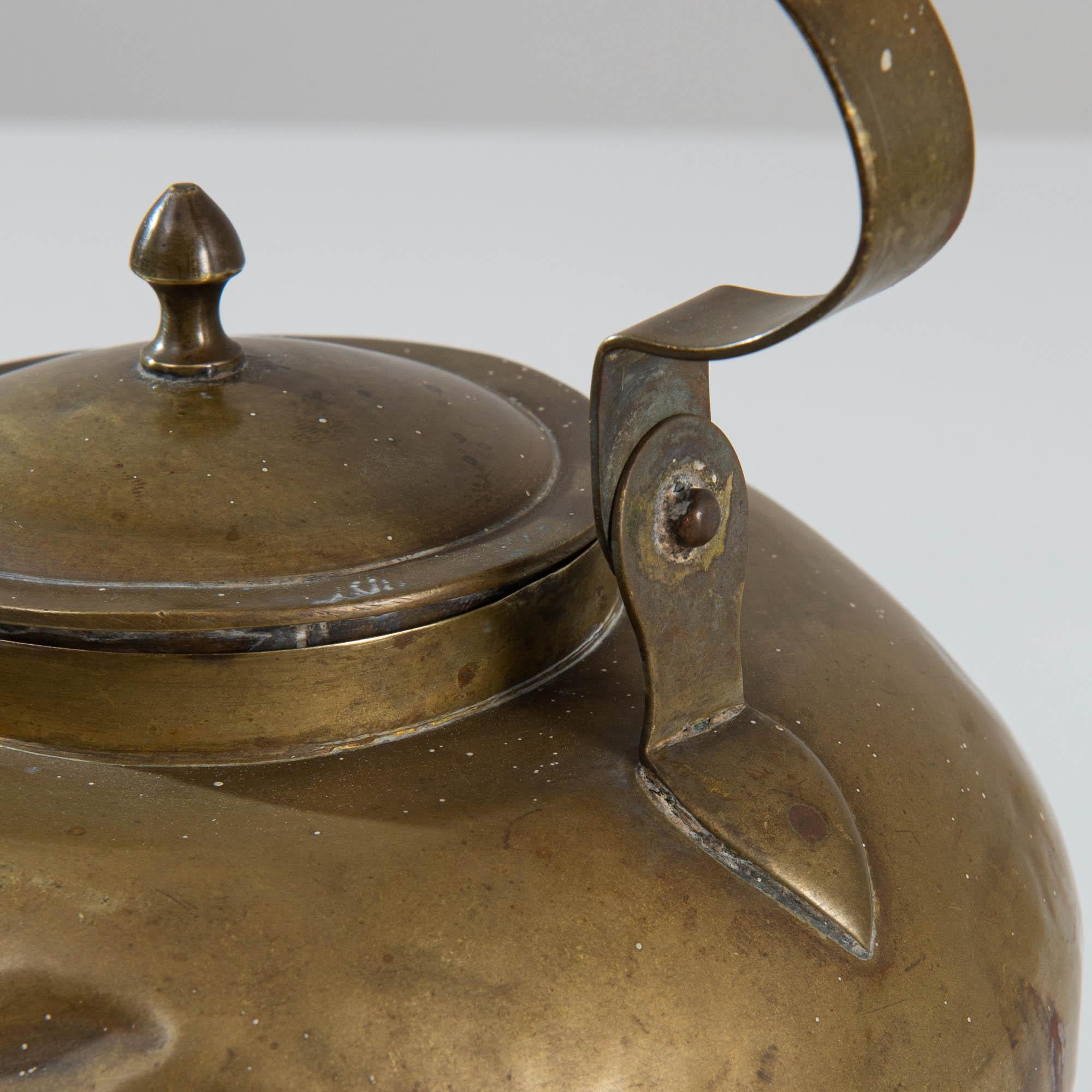 19th Century French Brass Kettle For Sale at 1stDibs