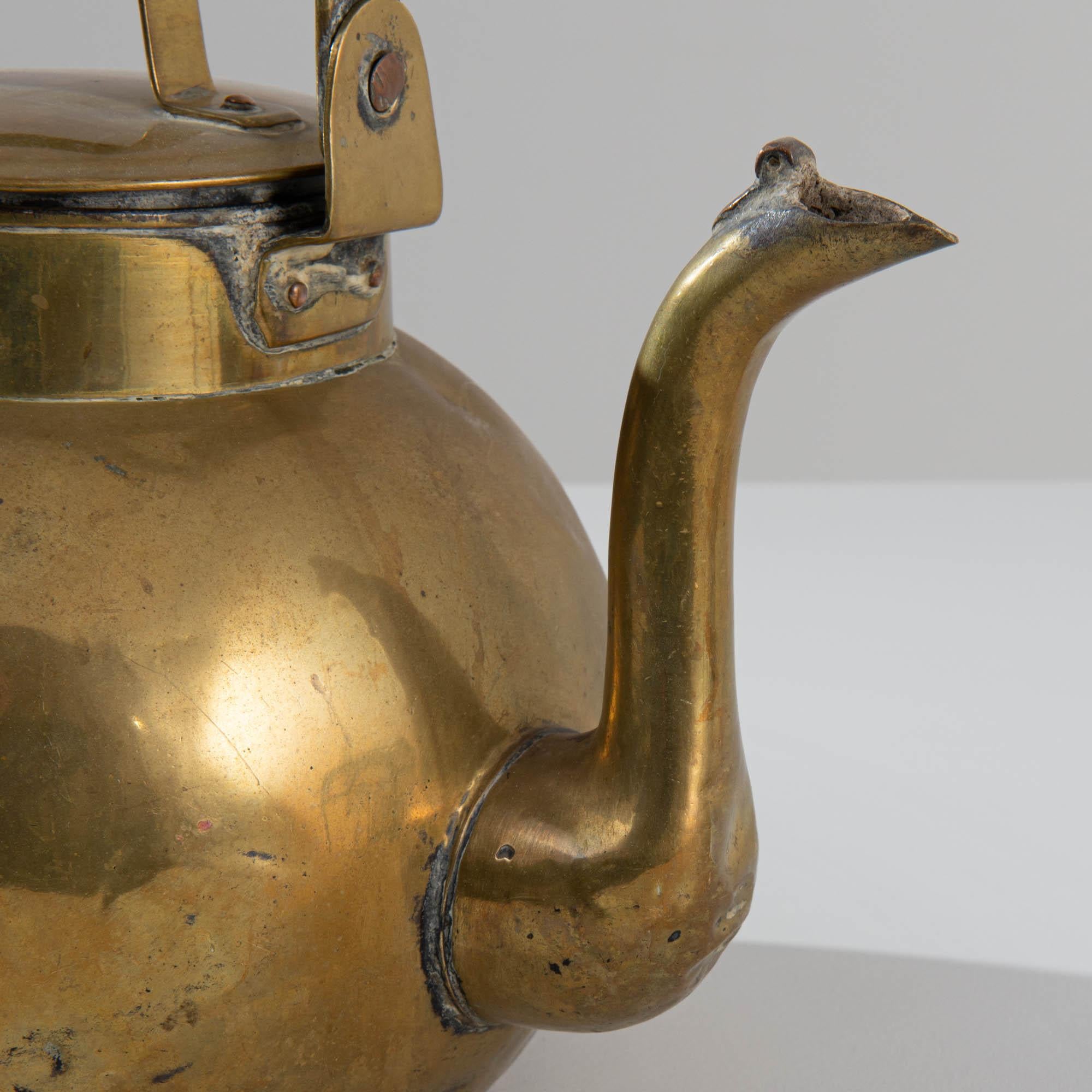 19th Century French Brass Kettle For Sale at 1stDibs