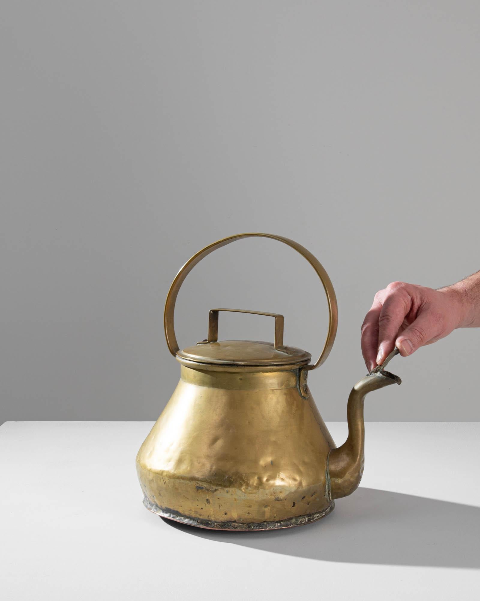 19th Century French Brass Kettle For Sale at 1stDibs