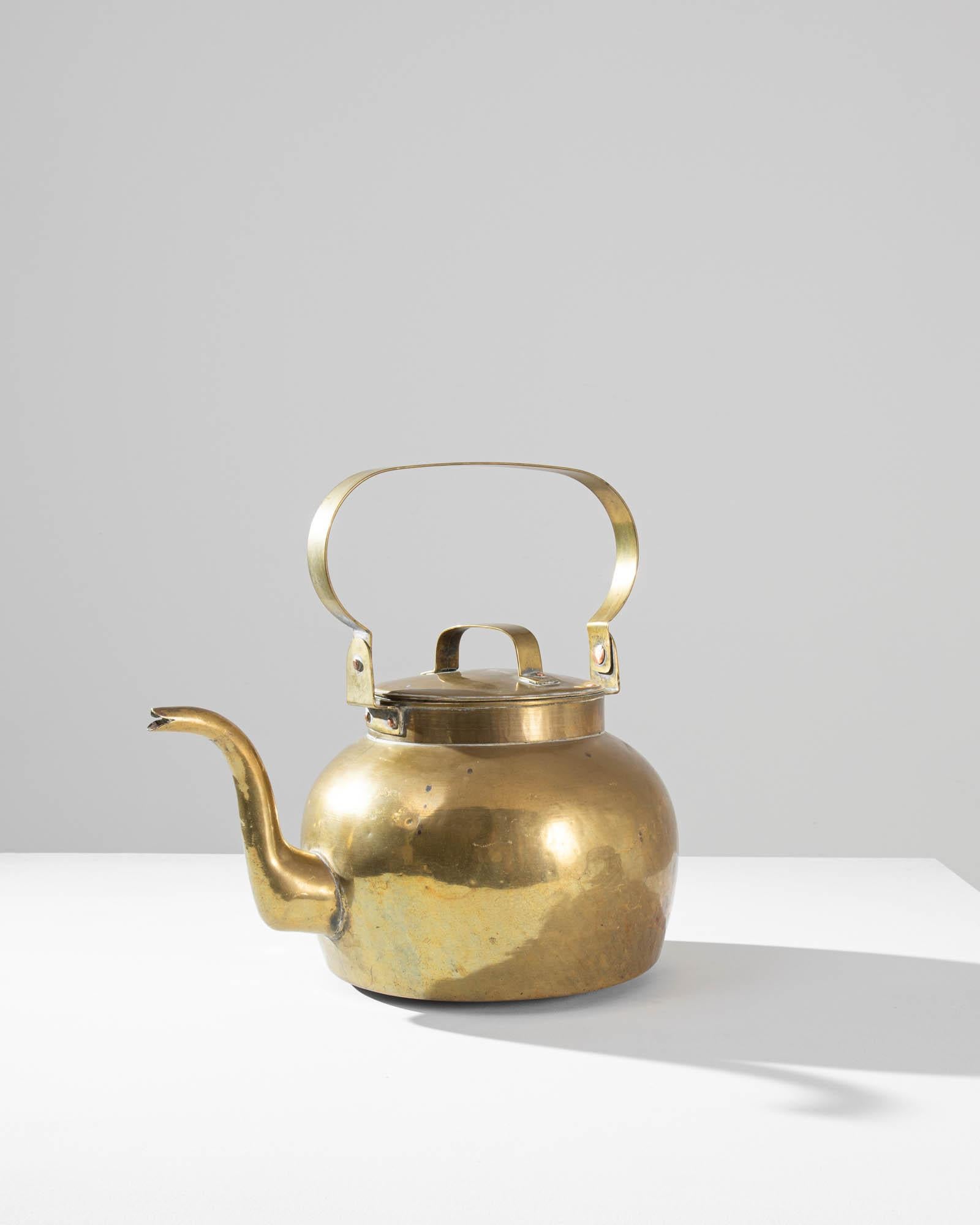 19th Century French Brass Kettle For Sale at 1stDibs