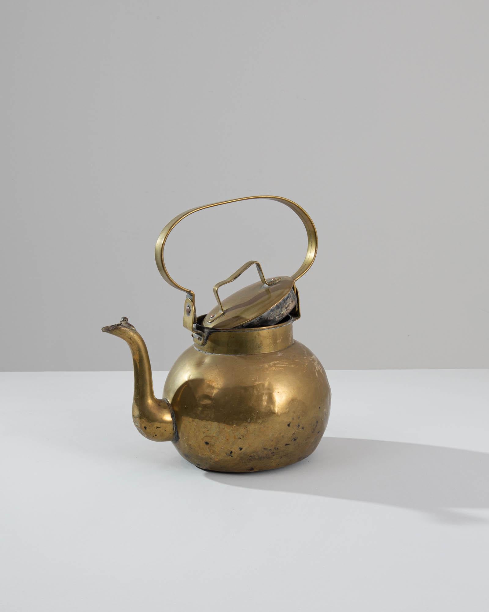 19th Century French Brass Kettle For Sale at 1stDibs