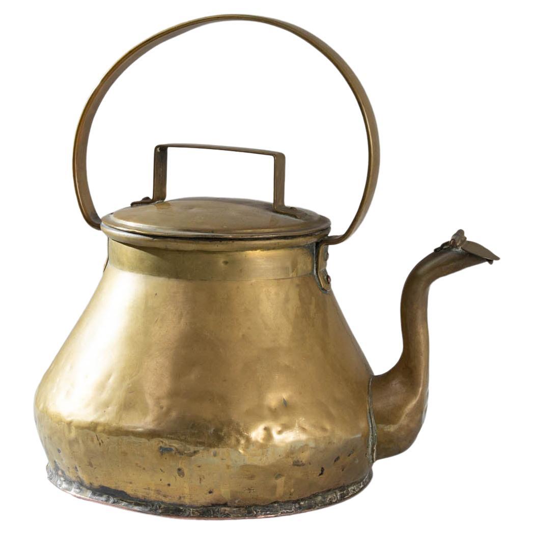 19th Century French Brass Kettle For Sale at 1stDibs