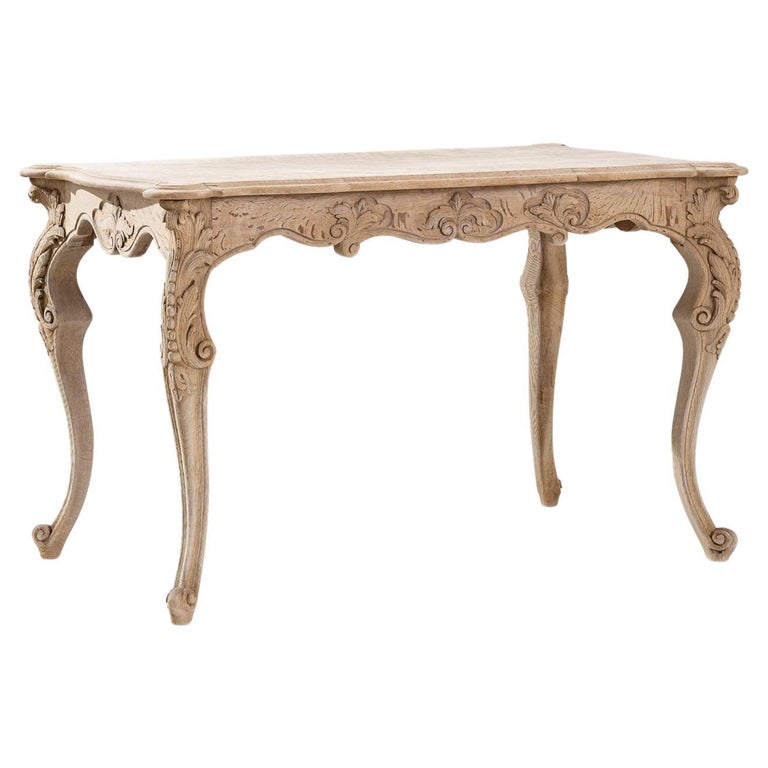 19th Century French Cabriole Leg Oak Coffee Table For Sale at 1stDibs