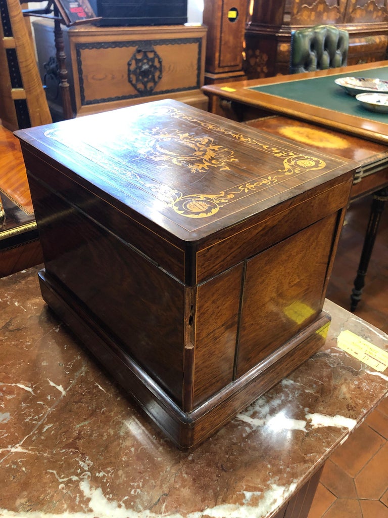 19th Century French Charles X Rosewood Inlay Tantalus Box, 1870s at 1stDibs