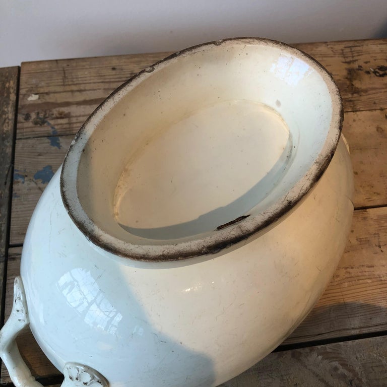 19th Century French Creamware Soup Tureen For Sale at 1stDibs