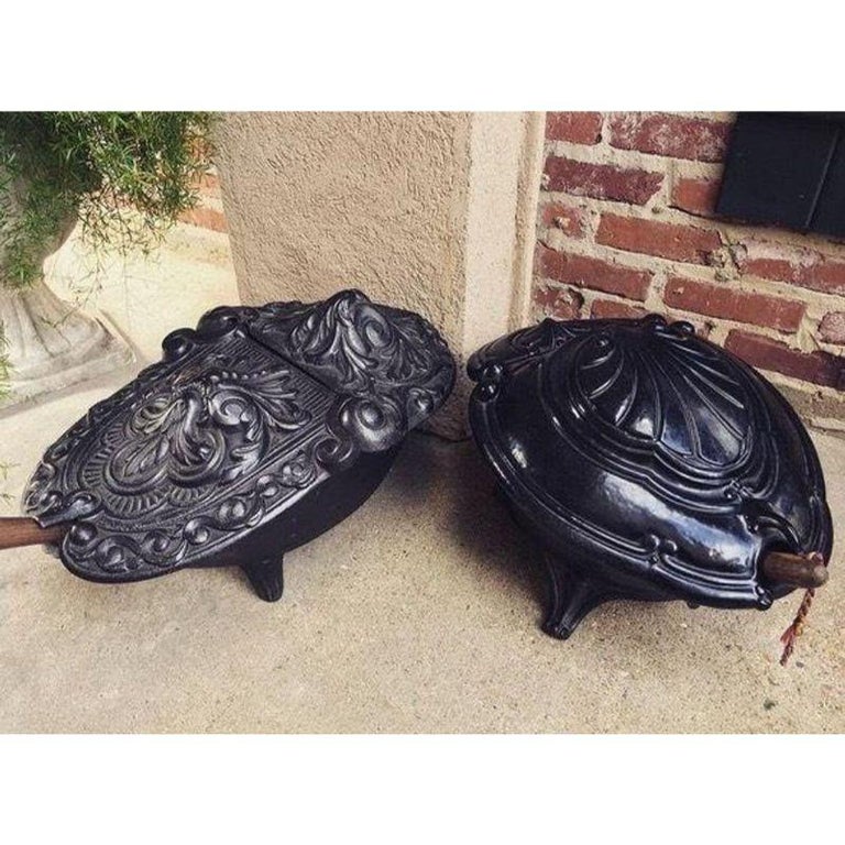 19th Century French Gothic Victorian Cast Iron Fireplace Coal Hod ...