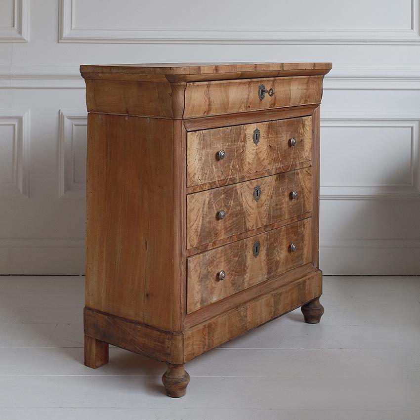 19th Century French Hall Commode For Sale at 1stDibs