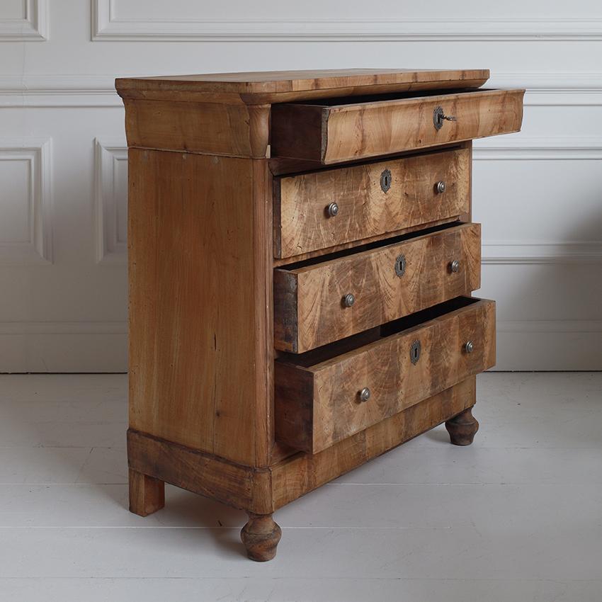 19th Century French Hall Commode For Sale at 1stDibs