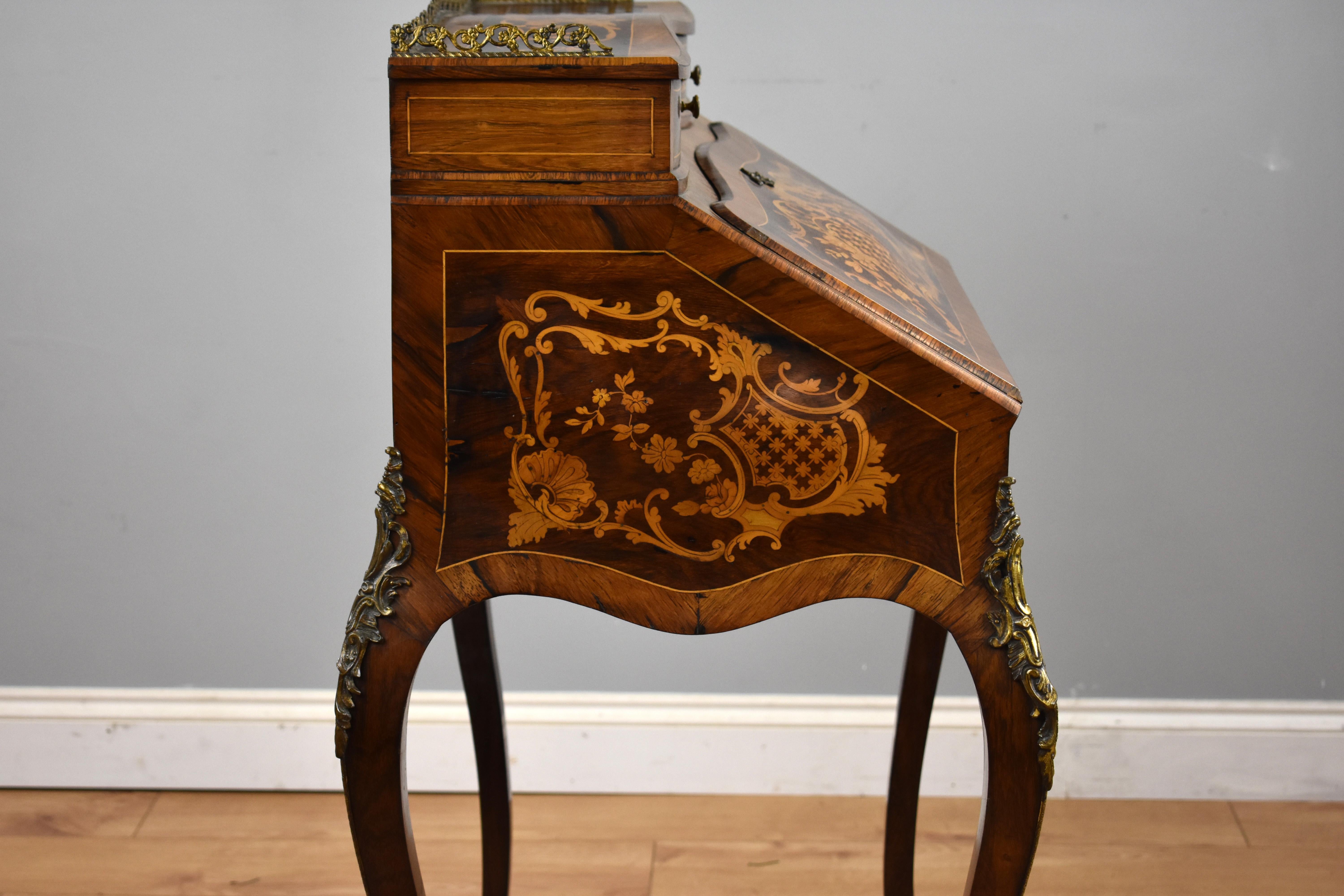 19th Century French Ladies Writing Bureau For Sale at 1stDibs