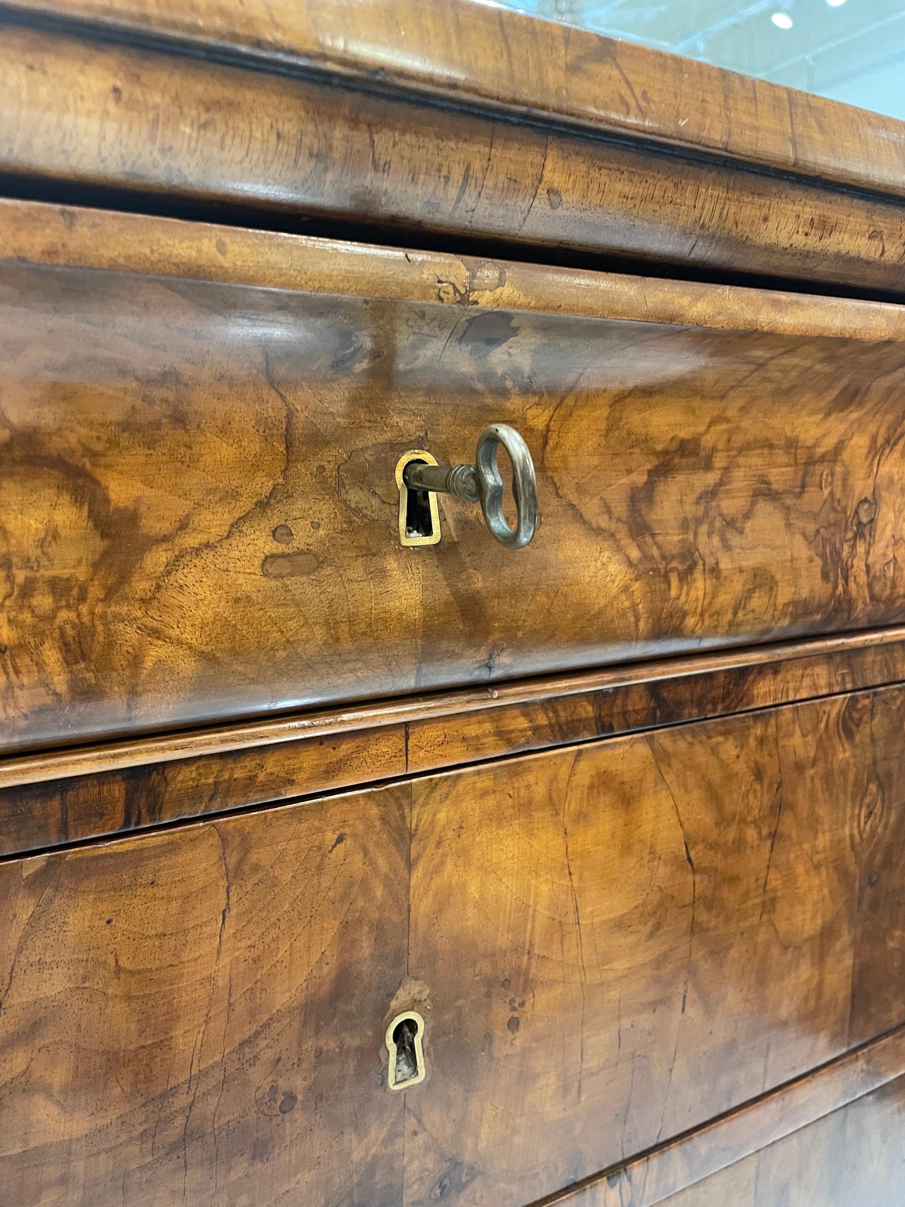 19th Century French Louis Philippe Commode For Sale at 1stDibs