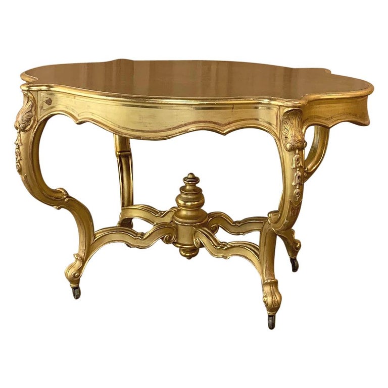 19th Century French Louis XV Gilded Center Table For Sale at 1stDibs