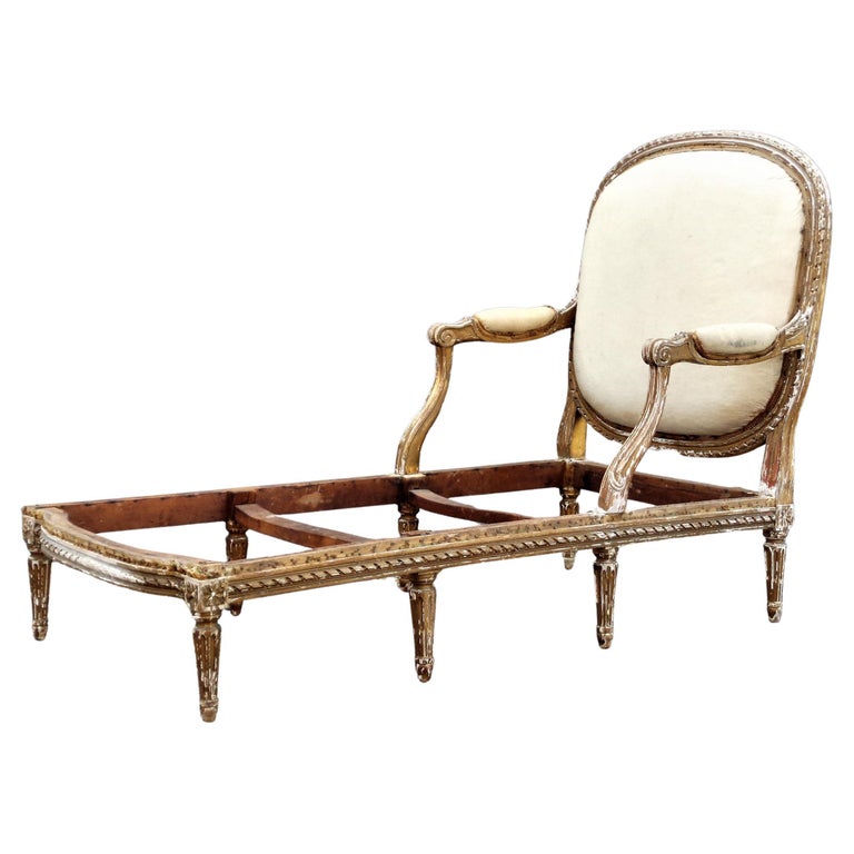 19th Century French Louis XVI Style Chaise Lounge For Sale at 1stDibs