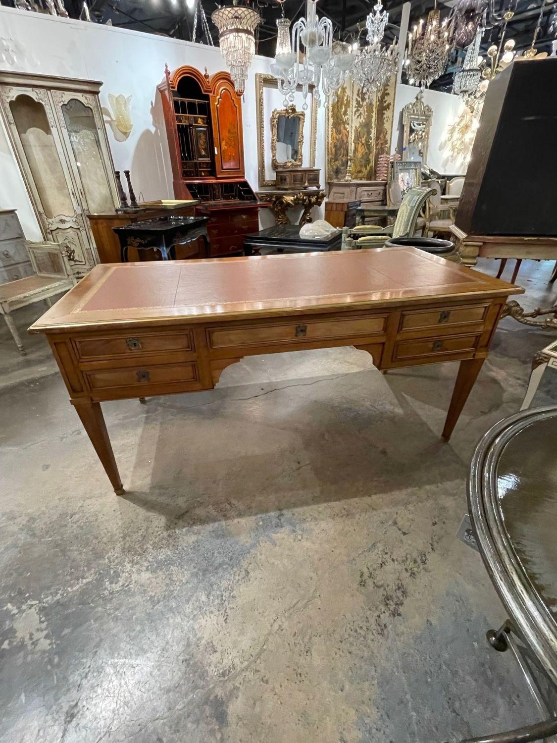 19th Century French Louis XVI Style Walnut Desk For Sale at 1stDibs